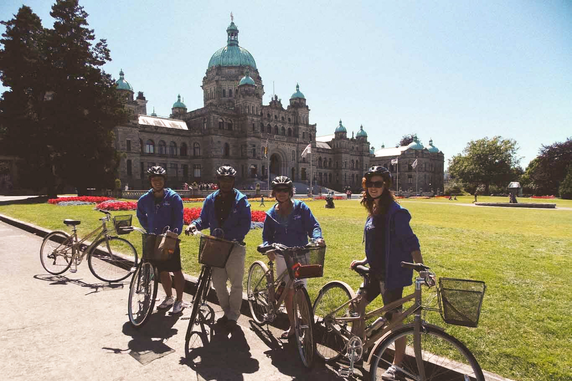 The Pedaler - Ocean Island Suites